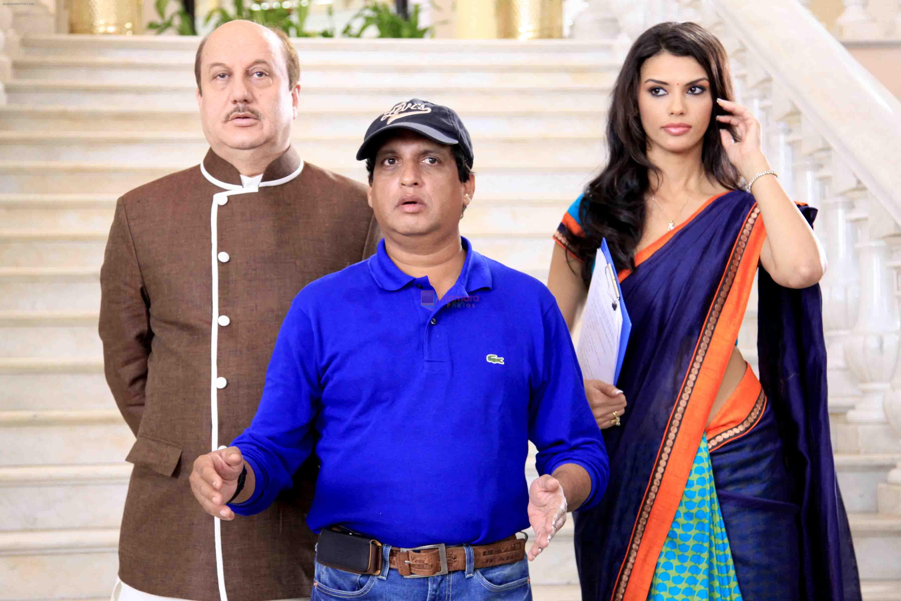 Anupam kher,Sunil Agnihotri and gabriela bertante on the sets of Sunil Agnihotri's Film ...